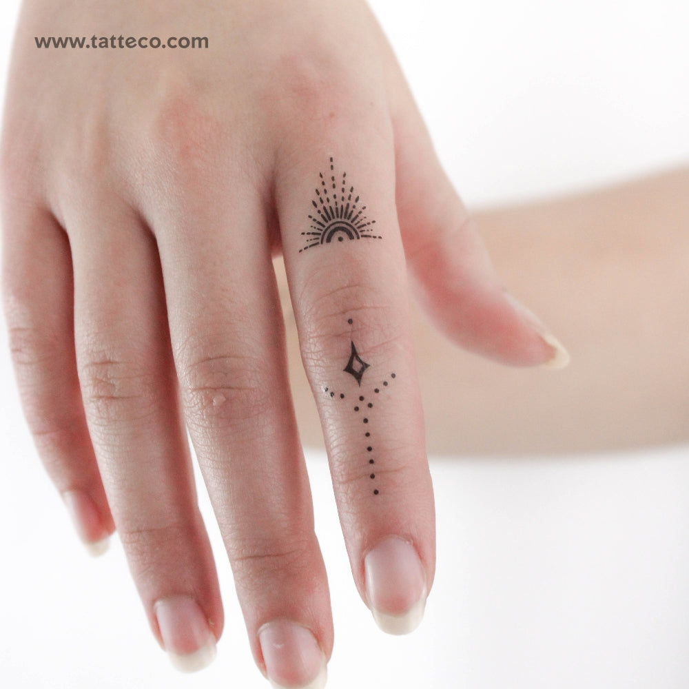Cancer zodiac finger tattoos 60 photos - Youhoroscope.com